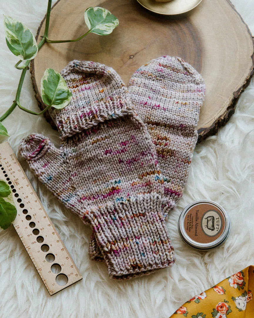 Convertible Mittens Knitting Pattern | Clara's Playtime Mittens